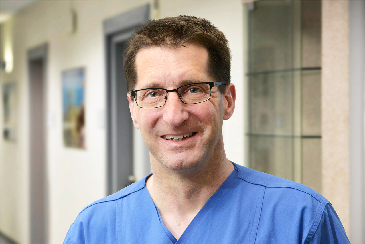 Dr. med. Till Bachmann | Helios Universitätsklinikum Wuppertal