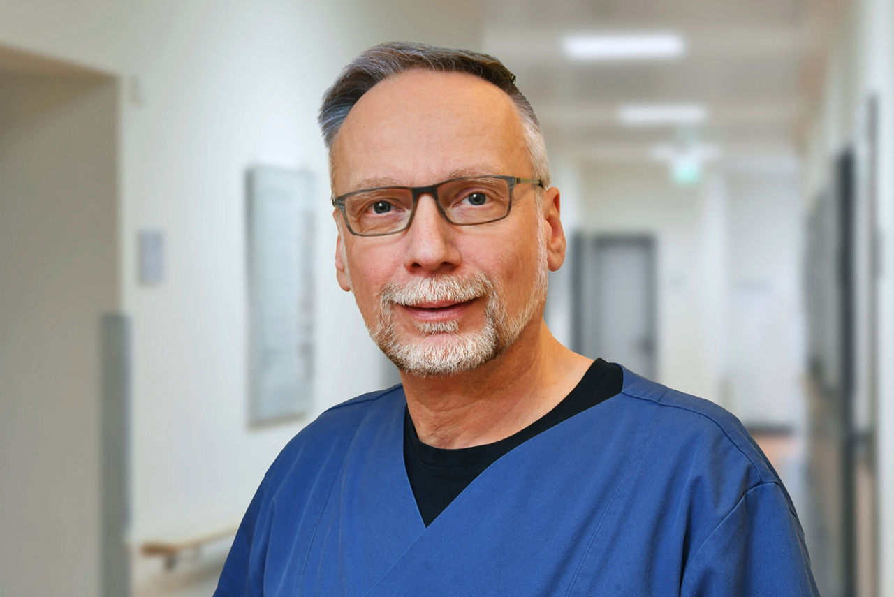 Dr. med. Henning Henke | Helios St. Elisabeth Klinik Oberhausen ...