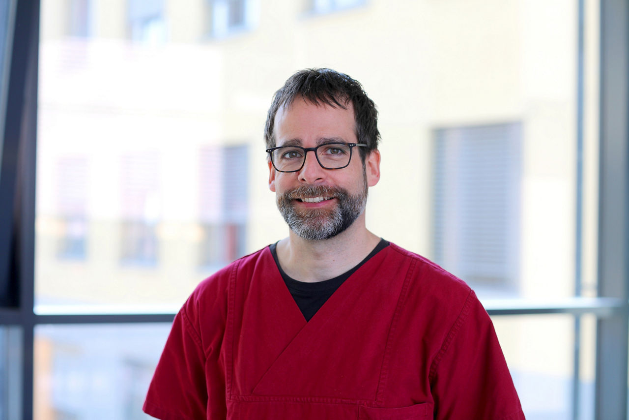 Dr. med. Peter Schott