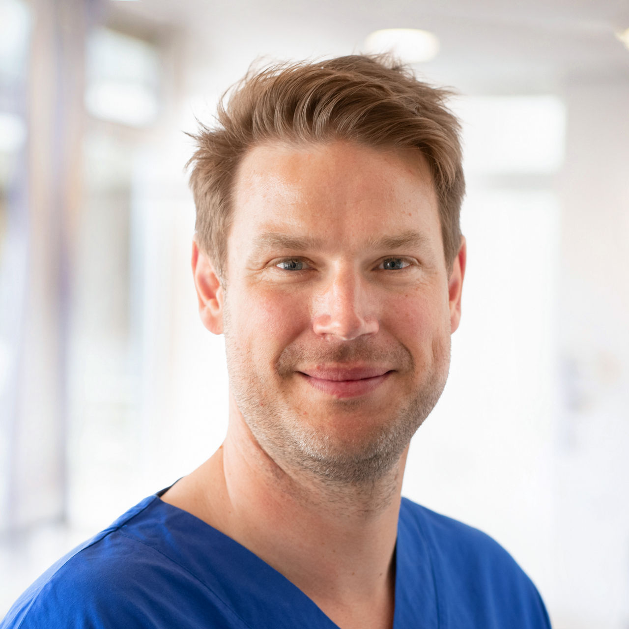 Dr. med. Moritz Unglaube | Helios Dr. Horst Schmidt Kliniken Wiesbaden