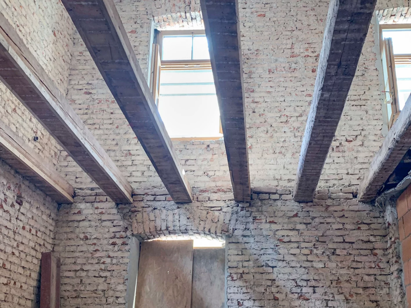 Deckensysteme und Bodensysteme in Holzbauweise