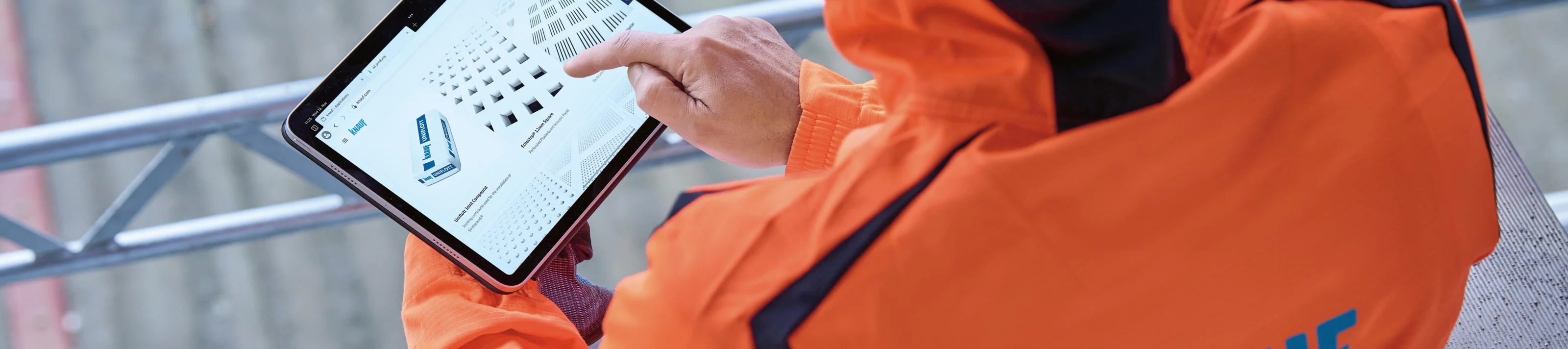 Knauf’s expertise on impact and scratch resistance.