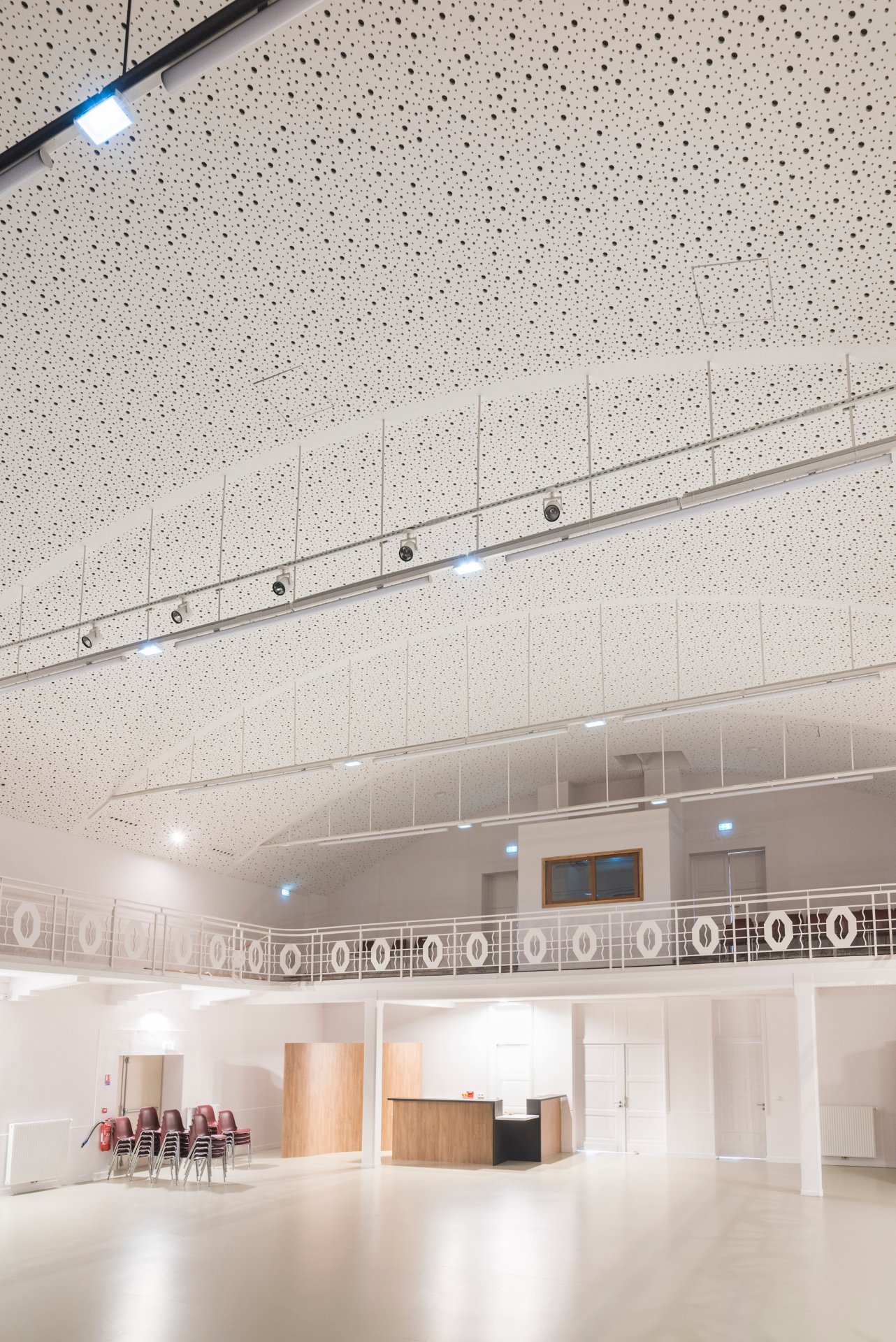 Knauf Delta UFF - Décor Aléatoire 8/15/20R - plaque de plâtre perforée ...