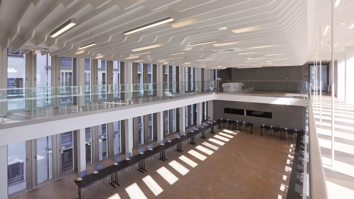 Cleaneo Akustik-Plattendecken: Lochungen und Designs im Vergleich | Knauf