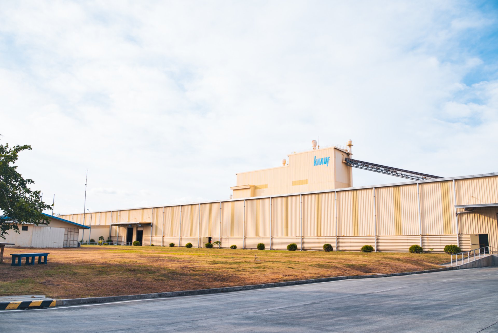 Build Better and Faster with Knauf Gypsum Boards | Knauf.com