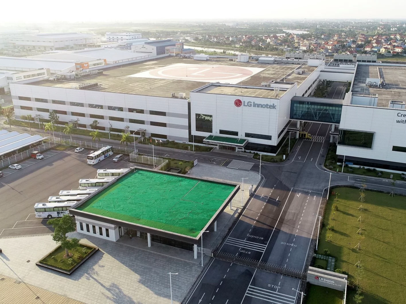 Nhà máy LG Innotek