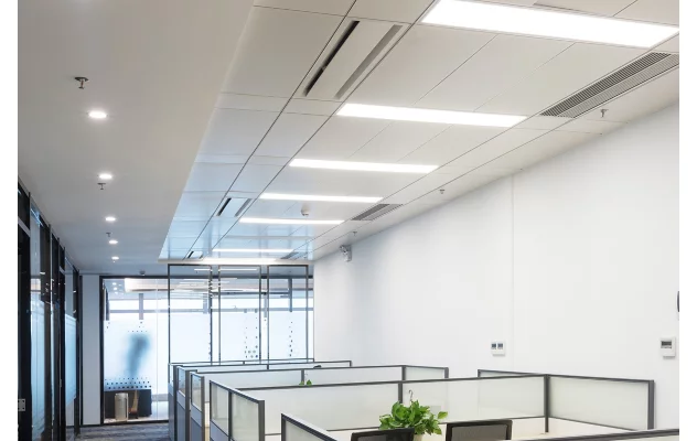 Armstrong METALWORKS™ Lay-in Tegular 8 - Unperforated