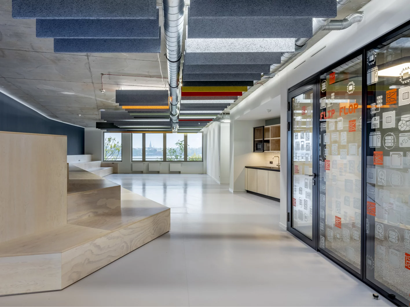 Knauf’s Floating Ceiling Designs for Open Plenum