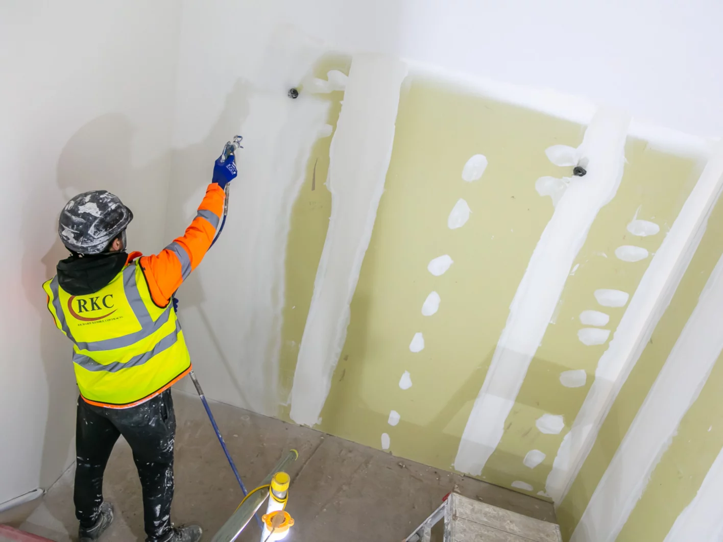 Knauf Airless Systems for Hospital Expansion | Knauf