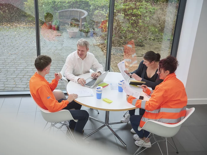 Learn Who and What is the Knauf Group