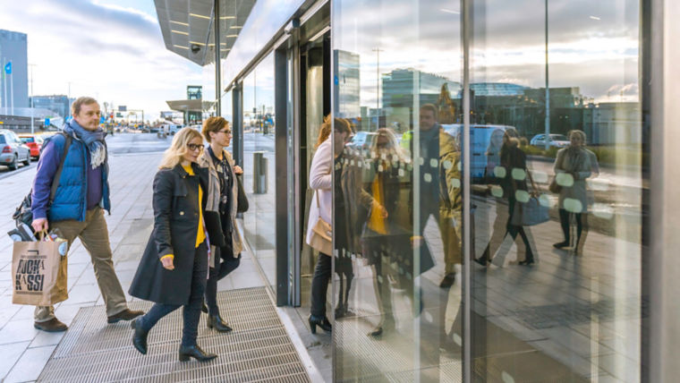 Modernisation de portes automatiques - KONE Belgique & Luxembourg