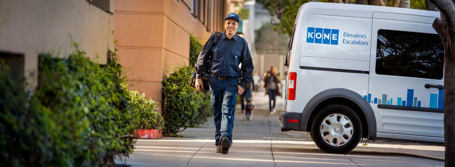 KONE Care Intelligent Service | Servis pre výťahy a eskalátory - KONE ...