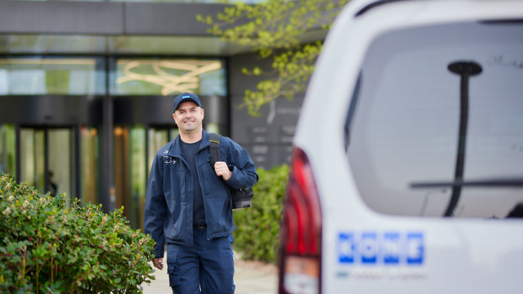 Maintenance portes automatiques | Service de maintenance pour toutes ...