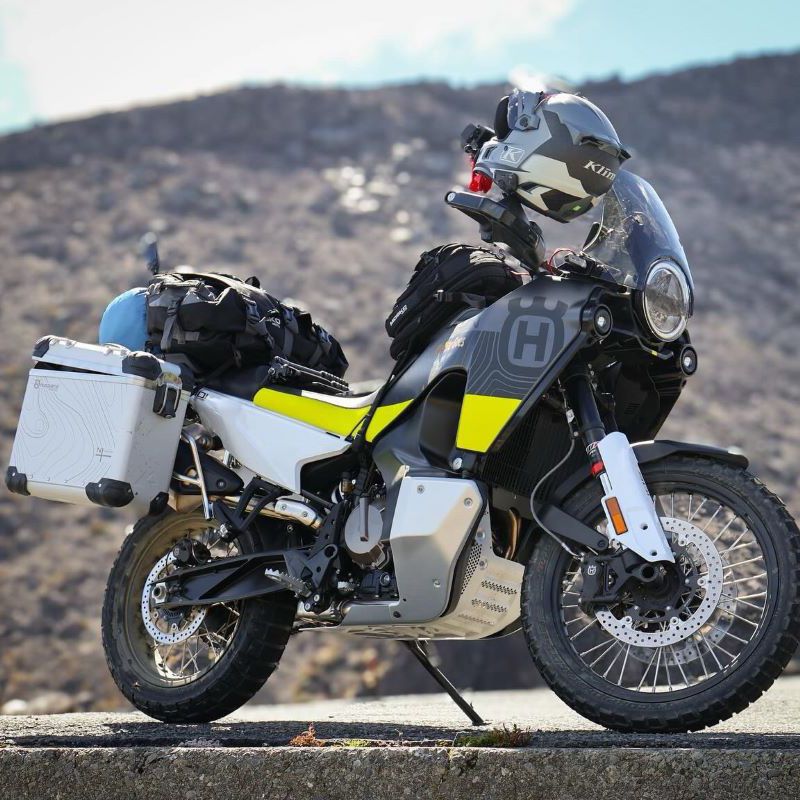 Husqvarna 890 adventure store