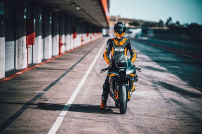 rc 8c 2023 media information | KTM United States