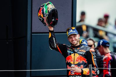Binder shines at Silverstone with British MotoGP™ podium finish | KTM ...