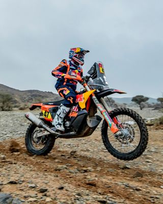 RED BULL KTM RIDERS LIE SECOND AND FOURTH OVERALL AS DAKAR REACHES ...