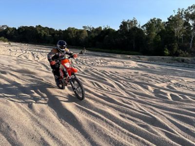 KTM AND GRABBO’S BRING KTM VIP RACE EXPERIENCE TO DON RIVER DASH | KTM ...