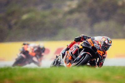 Öncü defies extreme Australian MotoGP™ Grand Prix conditions for Moto3 ...