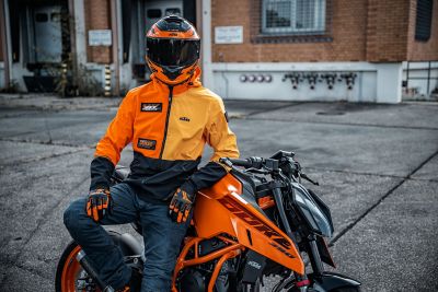 KTM Naked Bikes - Potência Bruta e Precisão | KTM Brasil