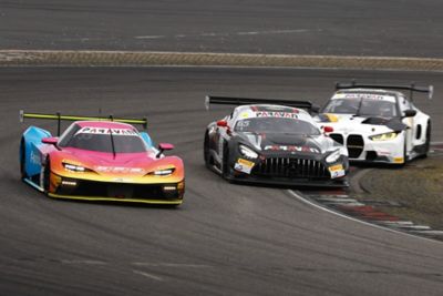 LAPS IN THE LEAD FOR THE KTM X-BOW GTX IN GTC RACE | KTM