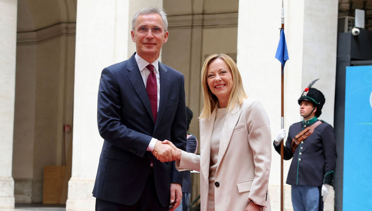 Secretary General visits Italy, welcomes contributions to NATO and ...