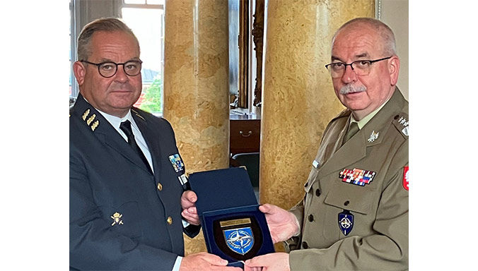 The Director General of NATO IMS visits Sweden | NATO News