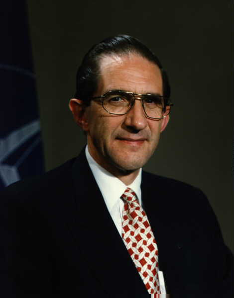 Willy Claes | NATO Biography