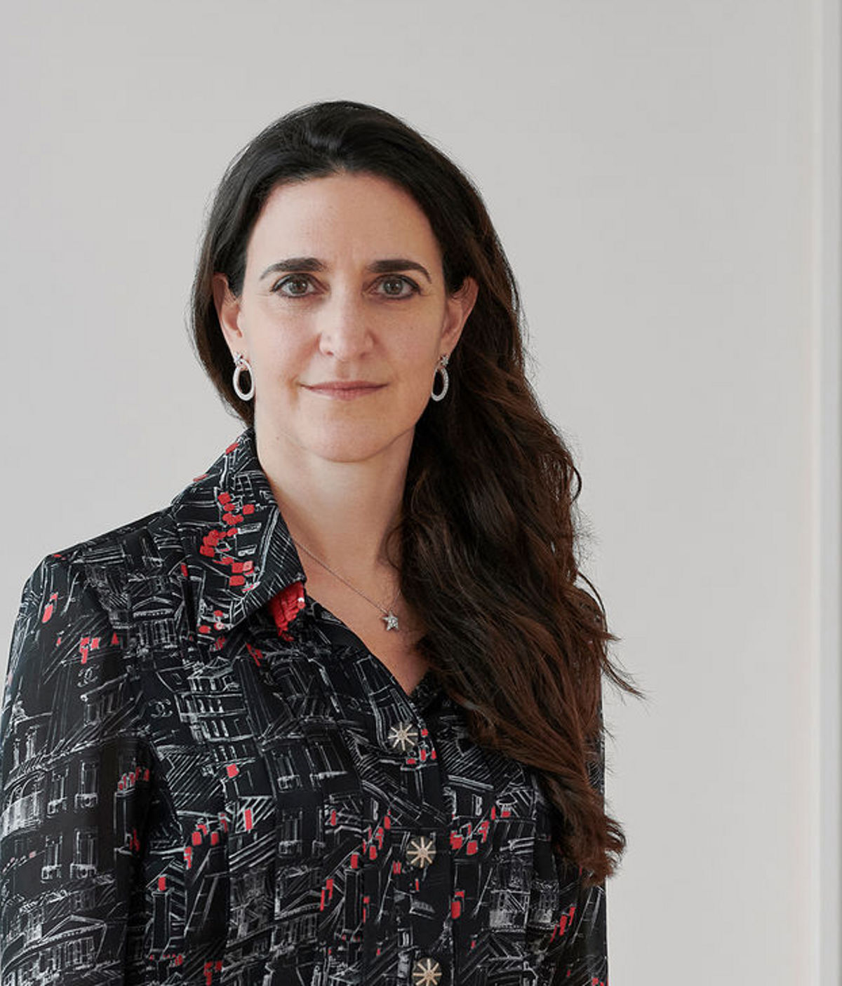 Elif Aktuğ - She’s good with numbers and with people