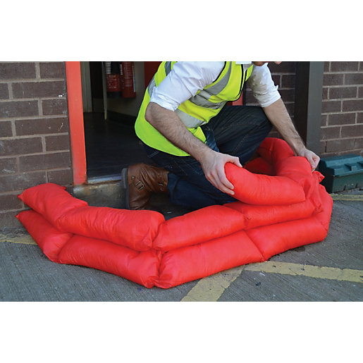 Gravitas Hydrosnake Instant Sandbag - Pack of 2 | Wickes.co.uk